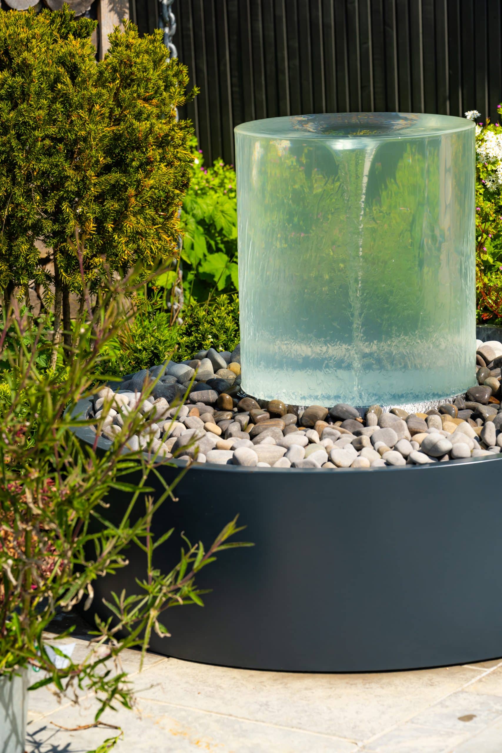 Mouse Coat Steel Portable Reservoir | Foras Water Feature