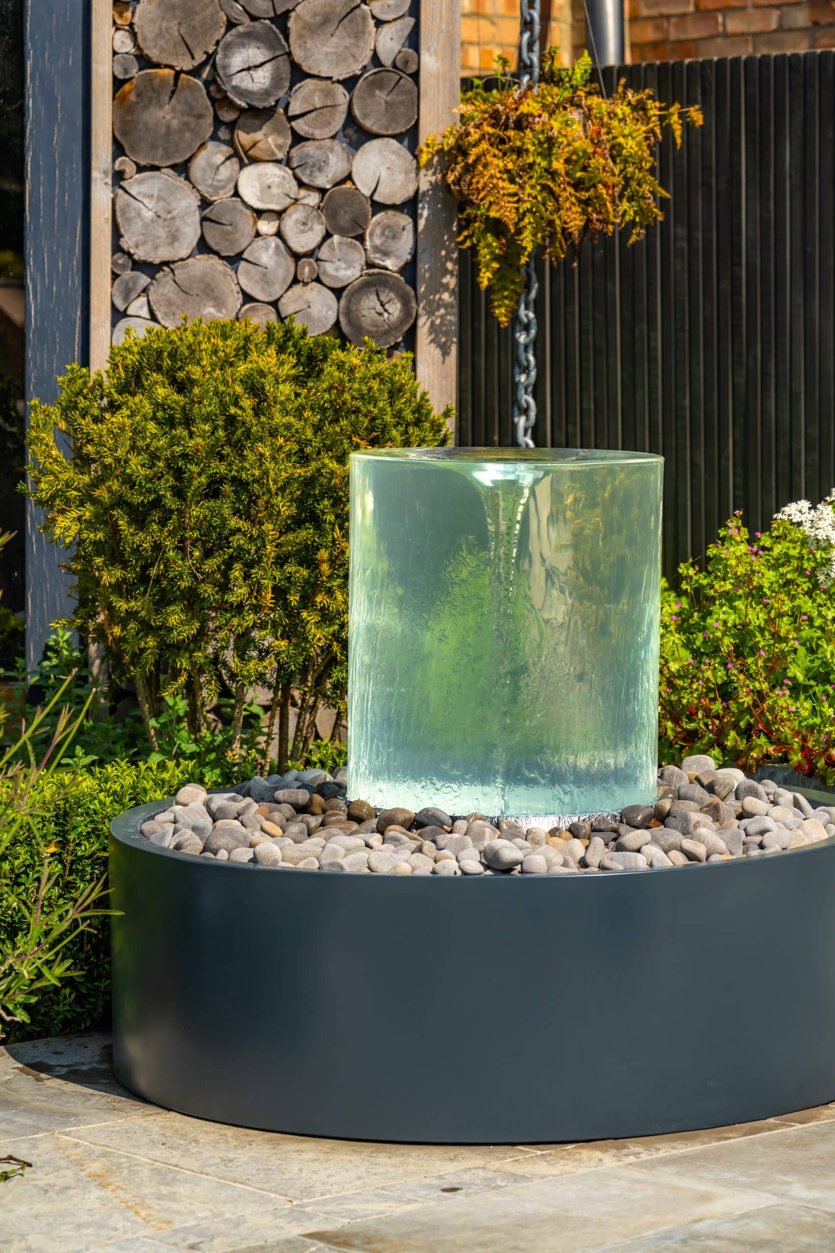 Mouse Coat Steel Portable Reservoir | Foras Water Feature